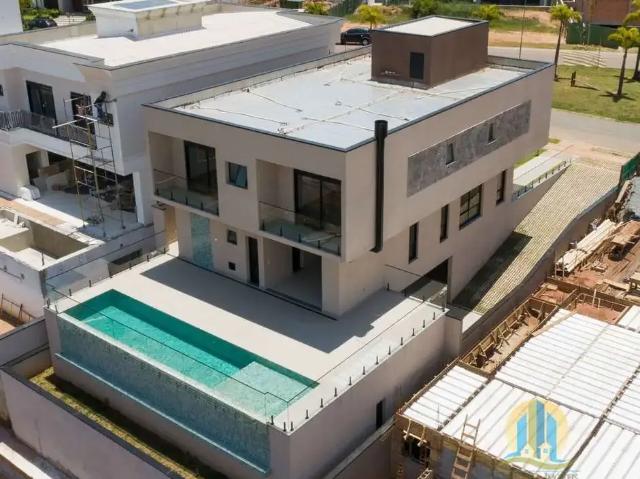 Casa / Sobrado para Venda em Santana de Parnaíba/SP Tamboré 5 Quartos