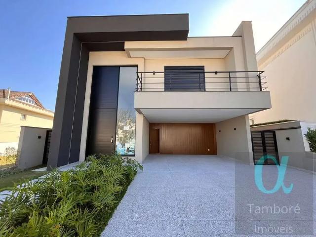 Casa / Sobrado para Venda em Santana de Parnaíba/SP Tamboré 5 Quartos