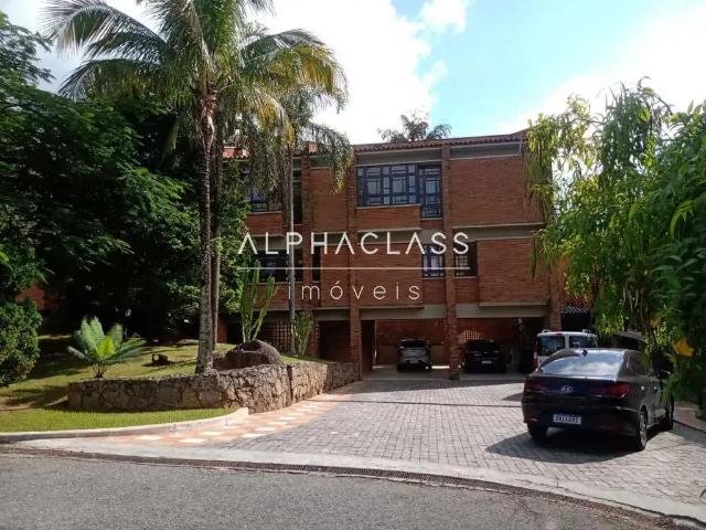 Casa / Sobrado para Venda em Santana de Parnaíba/SP Tamboré 5 Quartos