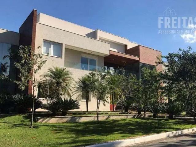 Casa / Sobrado para Venda em Santana de Parnaíba/SP Tamboré 5 Quartos