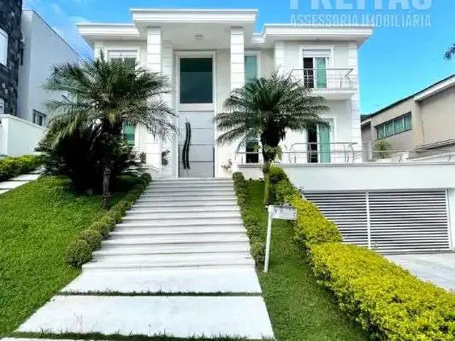Casa / Sobrado para Venda em Santana de Parnaíba/SP Tamboré 5 Quartos