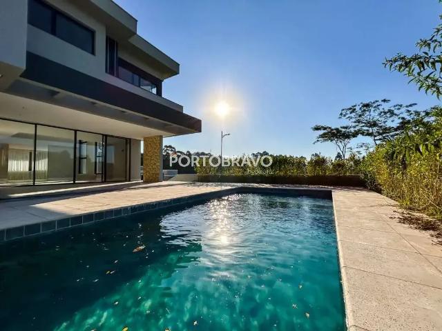 Casa / Sobrado para Venda em Santana de Parnaíba/SP Tamboré 6 Quartos