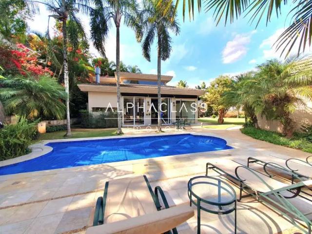Casa / Sobrado para Venda em Santana de Parnaíba/SP Tamboré 6 Quartos