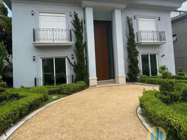 Casa / Sobrado para Venda em Santana de Parnaíba/SP Tamboré 7 Quartos