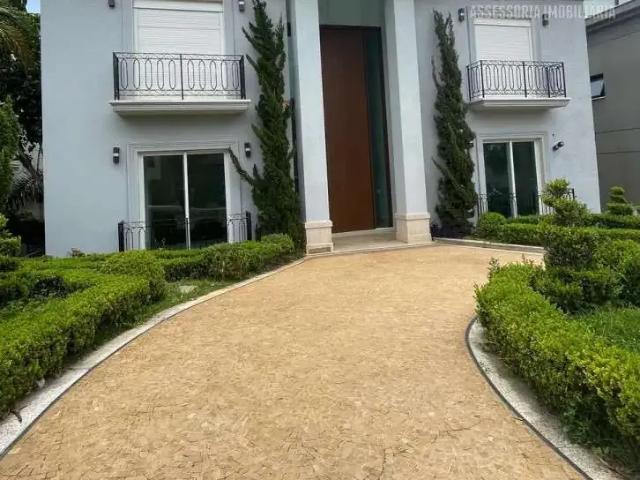 Casa / Sobrado para Venda em Santana de Parnaíba/SP Tamboré 7 Quartos