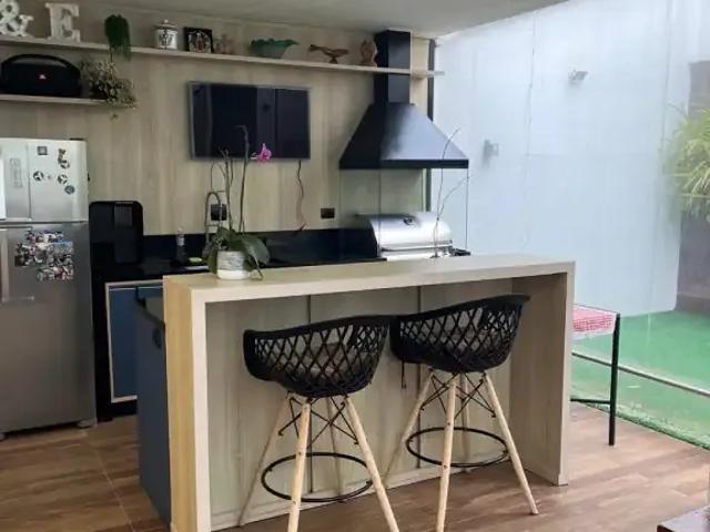 Casa / Sobrado para Venda em Santana de Parnaíba/SP Tamboré 2 Quartos