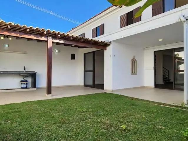Casa / Sobrado para Venda em Santana de Parnaíba/SP Tamboré 3 Quartos