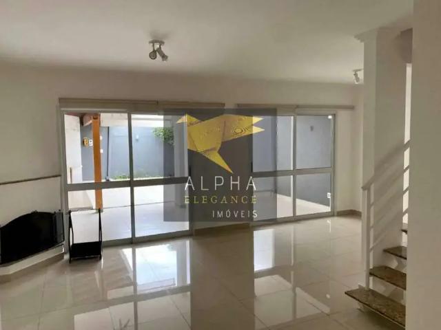 Casa / Sobrado para Venda em Santana de Parnaíba/SP Tamboré 3 Quartos