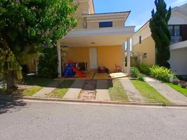 Casa / Sobrado para Venda em Santana de Parnaíba/SP Tamboré 3 Quartos