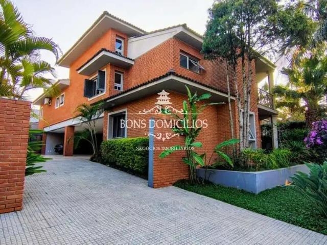 Casa / Sobrado para Venda em Santana de Parnaíba/SP Tamboré 3 Quartos
