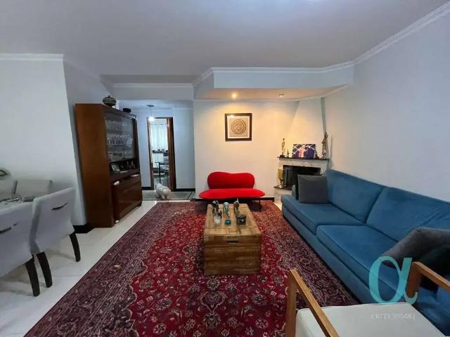 Casa / Sobrado para Venda em Santana de Parnaíba/SP Tamboré 3 Quartos