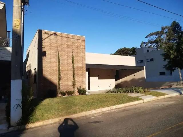 Casa / Sobrado para Venda em Santana de Parnaíba/SP Tanquinho 4 Quartos