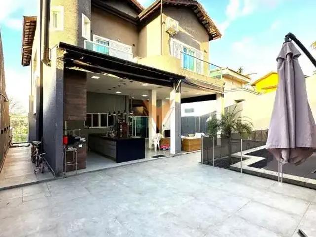 Casa / Sobrado para Venda em Santana de Parnaíba/SP Tarumã 3 Quartos