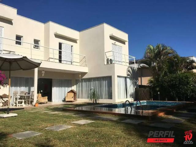 Casa / Sobrado para Venda em Santana de Parnaíba/SP Tarumã 4 Quartos