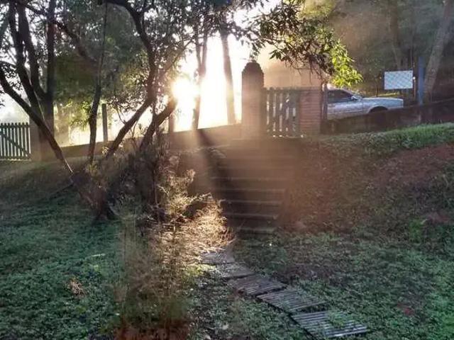 Casa / Sobrado para Venda em Santana de Parnaíba/SP Vila Velha 5 Quartos
