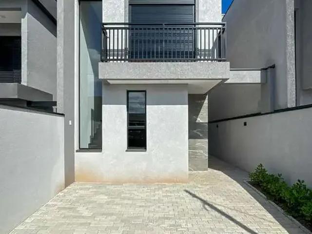 Casa / Sobrado para Venda em Santana de Parnaíba/SP Villas do Jaguari 3 Quartos