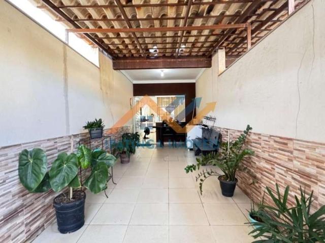Casa / Sobrado para Venda em Santana do Paraíso/MG Jardim Vitória 2 Quartos