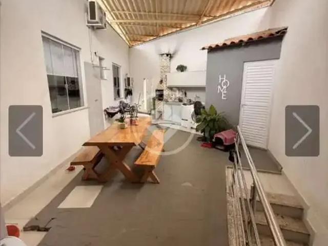 Casa / Sobrado para Venda em Santana do Paraíso/MG Jardim Vitória 3 Quartos
