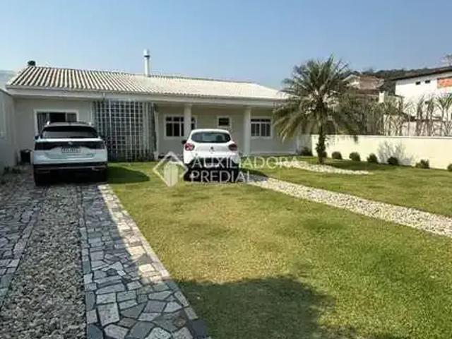 Casa / Sobrado para Venda em Santo Amaro da Imperatriz/SC Centro 4 Quartos