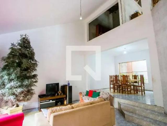 Casa / Sobrado para Venda em Santo André/SP Campestre 6 Quartos
