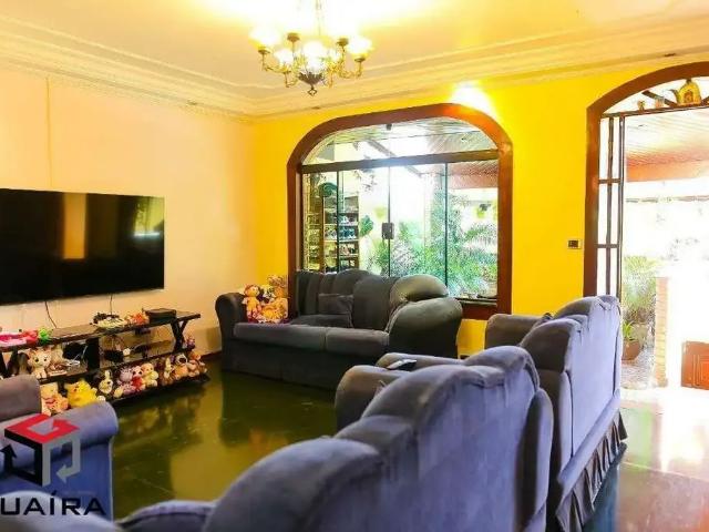 Casa / Sobrado para Venda em Santo André/SP Capuava 3 Quartos