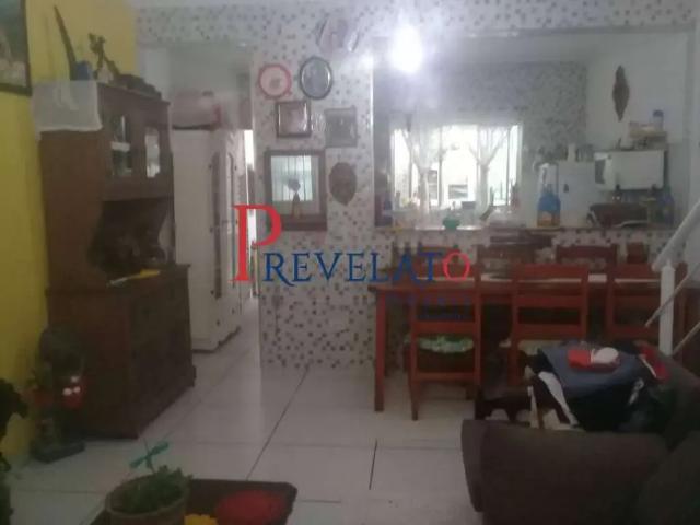 Casa / Sobrado para Venda em Santo André/SP Condomínio Maracanã 3 Quartos