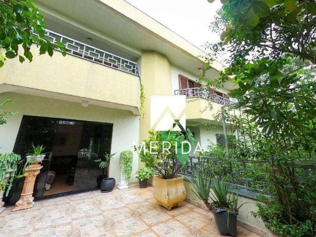 Casa / Sobrado para Venda em Santo André/SP Jardim 4 Quartos