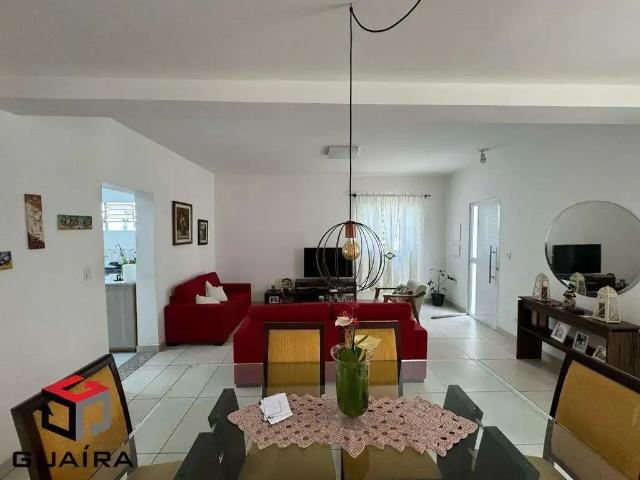 Casa / Sobrado para Venda em Santo André/SP Jardim 4 Quartos