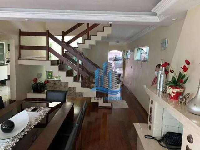 Casa / Sobrado para Venda em Santo André/SP Jardim 4 Quartos