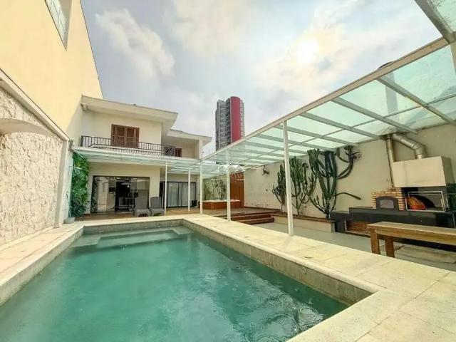 Casa / Sobrado para Venda em Santo André/SP Jardim 4 Quartos