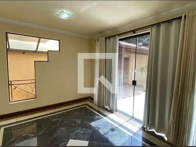 Casa / Sobrado para Venda em Santo André/SP Jardim 4 Quartos