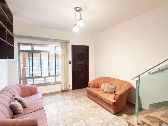 Casa / Sobrado para Venda em Santo André/SP Jardim 2 Quartos
