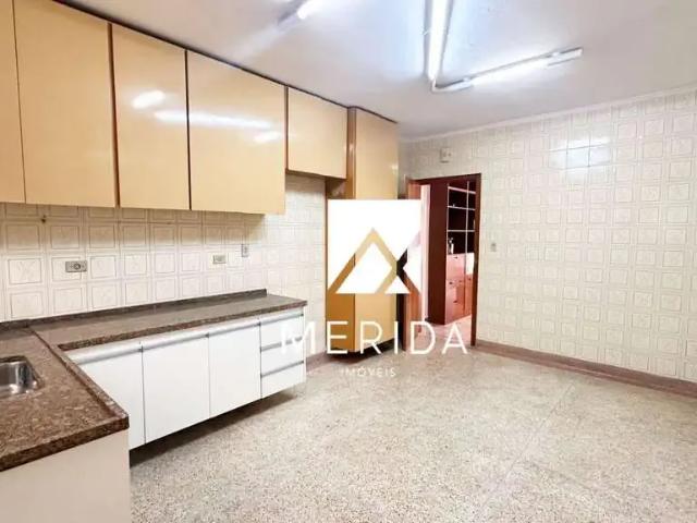 Casa / Sobrado para Venda em Santo André/SP Jardim 2 Quartos
