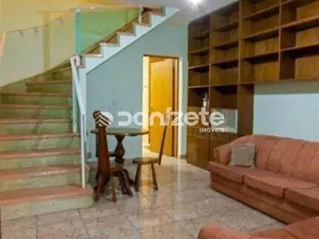 Casa / Sobrado para Venda em Santo André/SP Jardim 2 Quartos