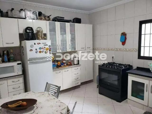 Casa / Sobrado para Venda em Santo André/SP Jardim 2 Quartos