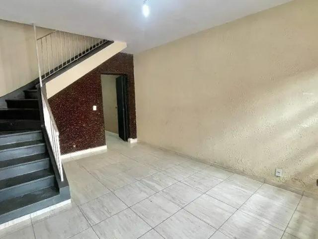 Casa / Sobrado para Venda em Santo André/SP Jardim 2 Quartos