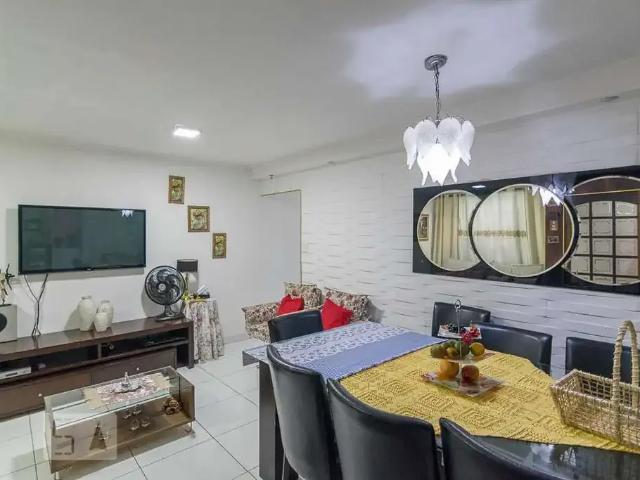 Casa / Sobrado para Venda em Santo André/SP Jardim 3 Quartos