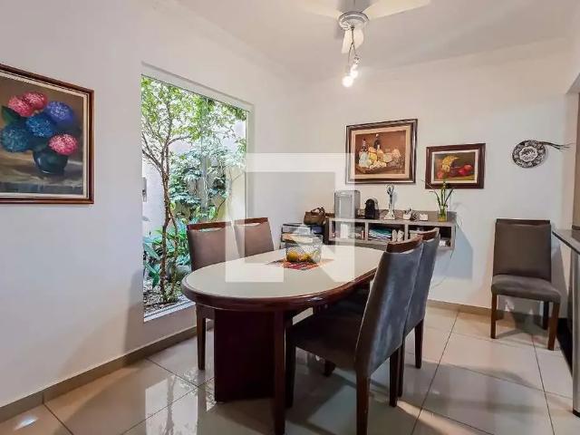 Casa / Sobrado para Venda em Santo André/SP Jardim 3 Quartos