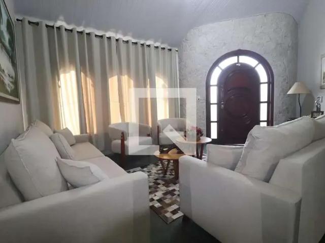 Casa / Sobrado para Venda em Santo André/SP Jardim 3 Quartos
