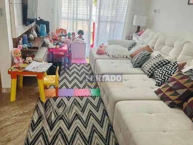 Casa / Sobrado para Venda em Santo André/SP Condomínio Maracanã 3 Quartos