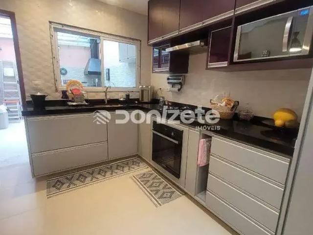 Casa / Sobrado para Venda em Santo André/SP Jardim Stella 3 Quartos