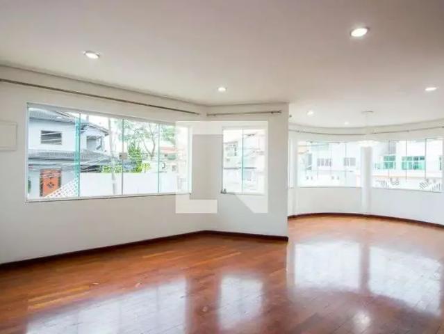 Casa / Sobrado para Venda em Santo André/SP Parque Bandeirante 3 Quartos