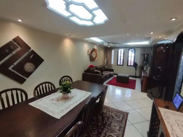 Casa / Sobrado para Venda em Santo André/SP Parque Capuava 3 Quartos