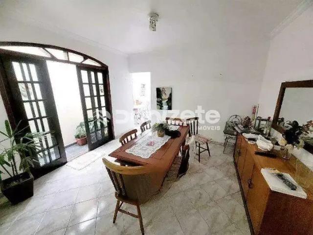 Casa / Sobrado para Venda em Santo André/SP Parque Jaçatuba 4 Quartos