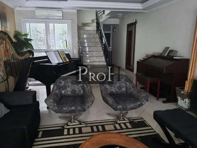 Casa / Sobrado para Venda em Santo André/SP Parque Jaçatuba 3 Quartos
