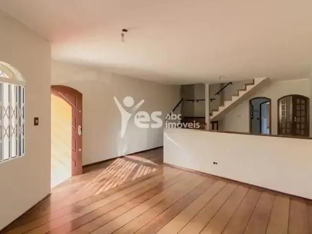 Casa / Sobrado para Venda em Santo André/SP Parque Jaçatuba 3 Quartos