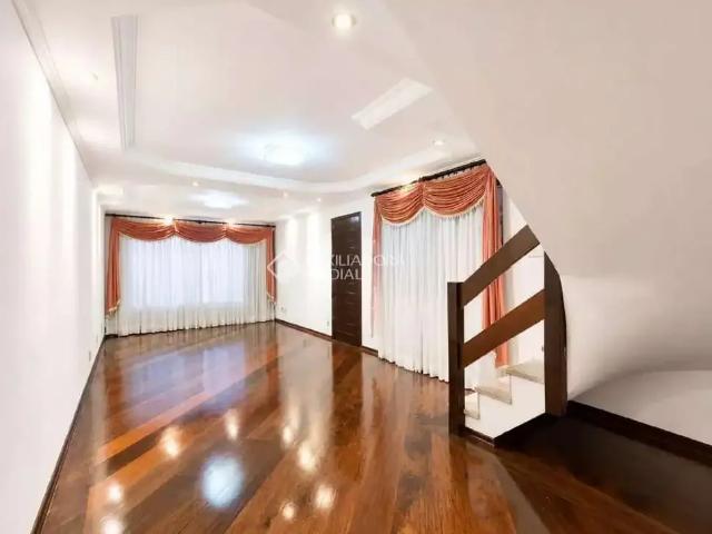 Casa / Sobrado para Venda em Santo André/SP Parque Jaçatuba 3 Quartos