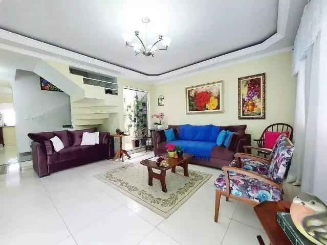 Casa / Sobrado para Venda em Santo André/SP Parque Jaçatuba 3 Quartos