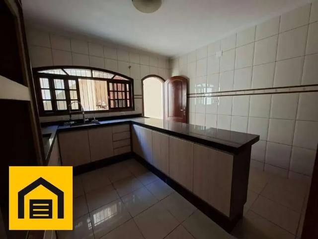Casa / Sobrado para Venda em Santo André/SP Parque Marajoara 3 Quartos