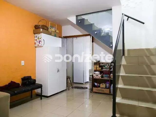 Casa / Sobrado para Venda em Santo André/SP Santa Teresinha 6 Quartos